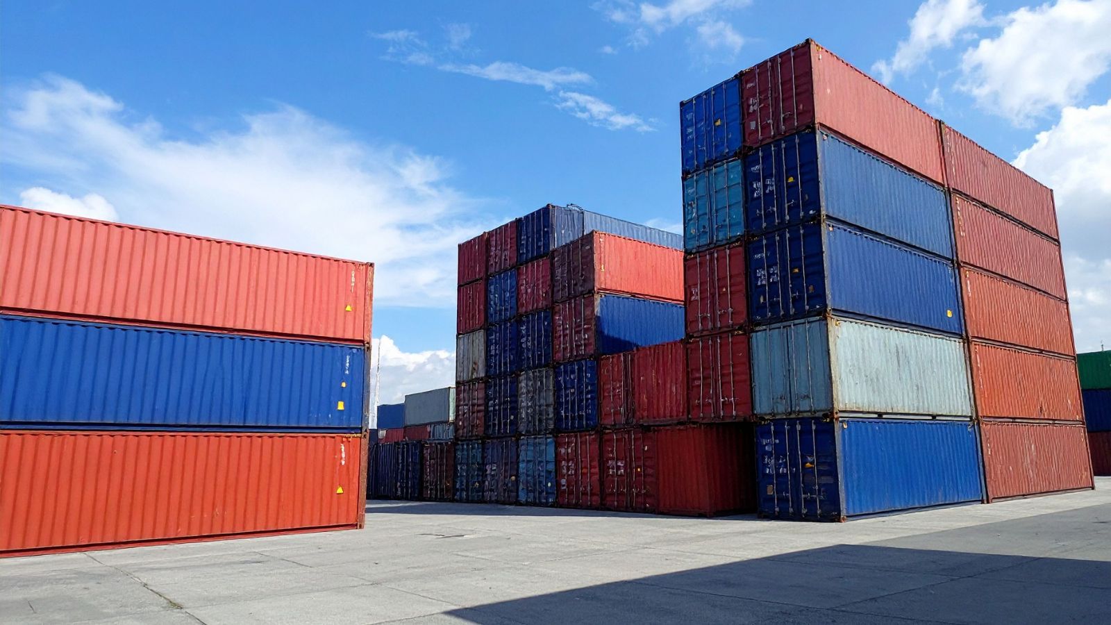 How Customs Decides Which Containers to Crack Open - Gravityinternet